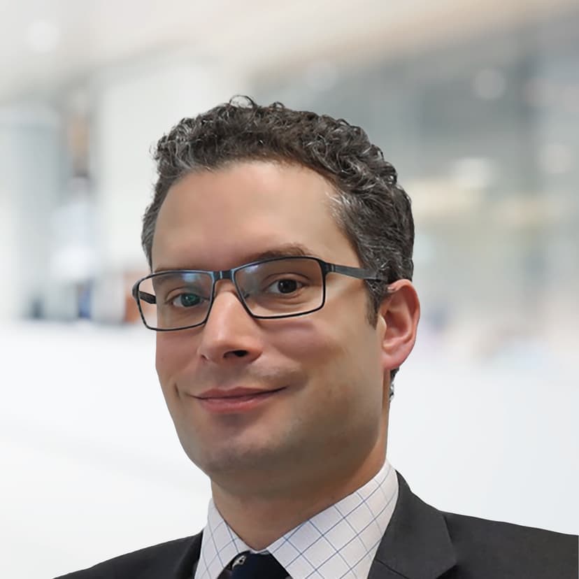Ben Bloch | Consultant Orthopaedic Surgeon in Nottingham