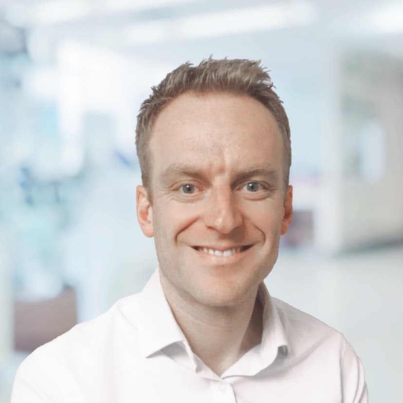 Nick Smith | Consultant Orthopaedic Surgeon in Warwick