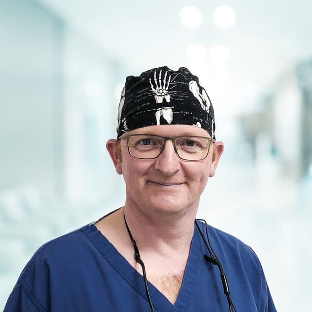 Andrew McKee | Consultant Orthopaedic Surgeon, Peterborough